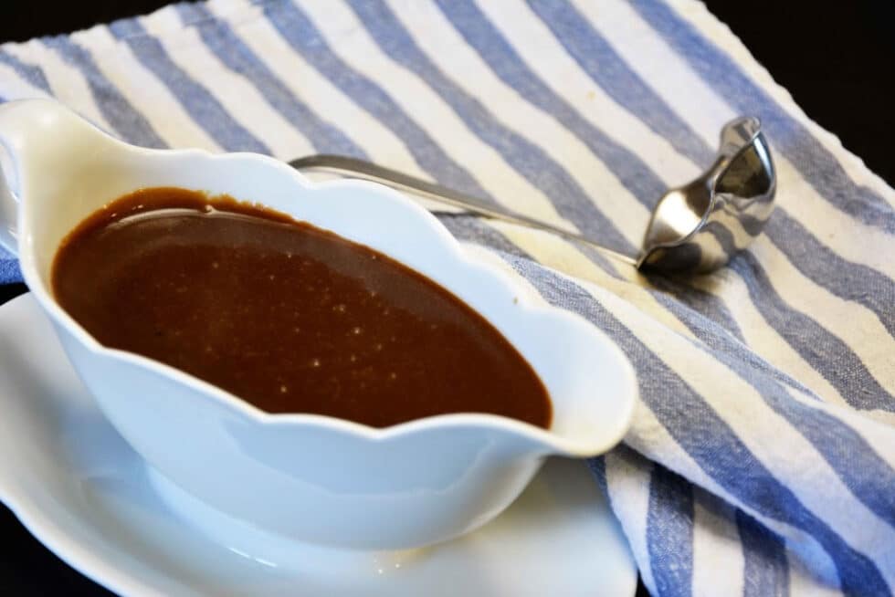 Opbagt sovs opskrift - den lækre fede med mel og smør