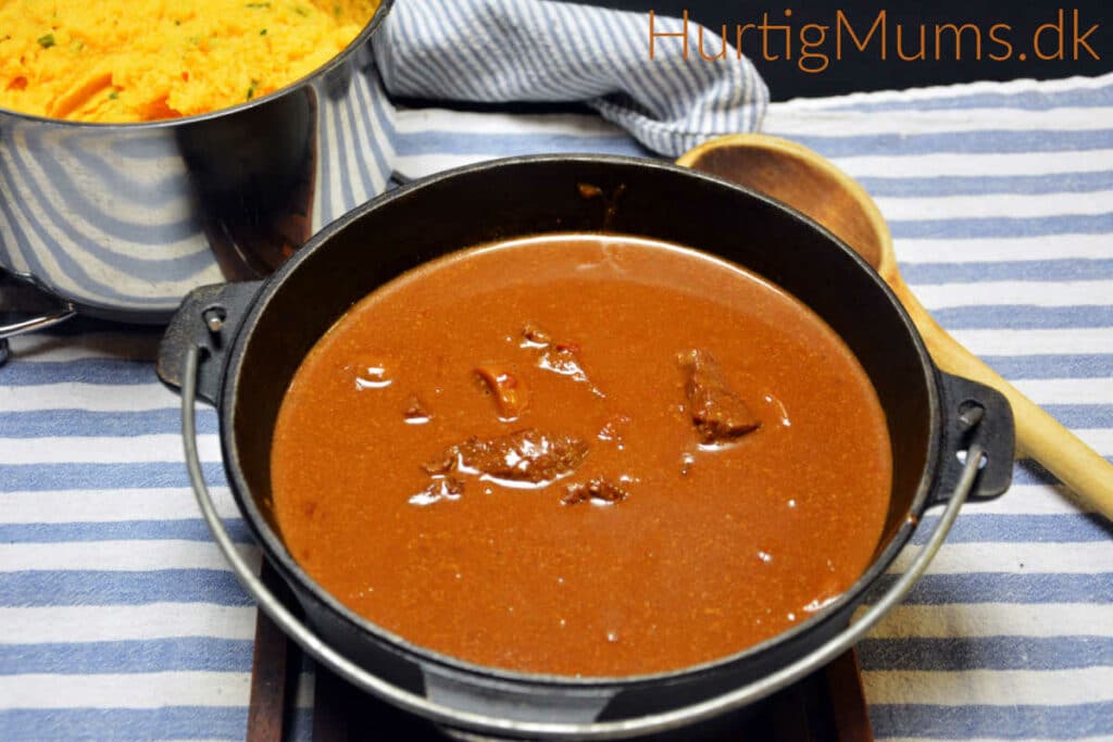 Den sorte gryde - Opskriften på en klassisk dansk gryderet